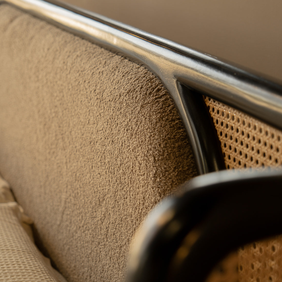 East Island – MuseMART